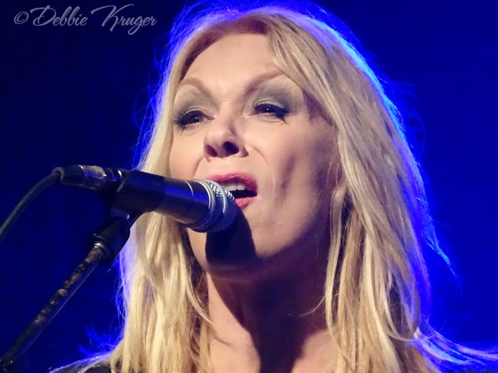 A Heart torn asunder, now on the mend | DEBBIE DOES MUSIC